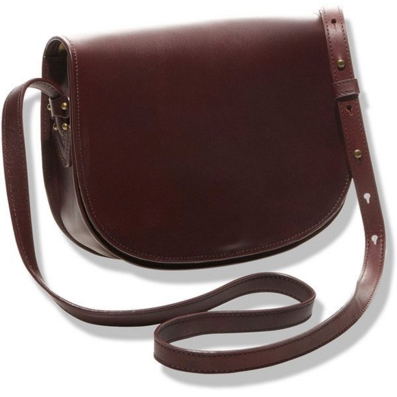 L.L. Bean | Bags | Vintage Llbean Signature Leather Crossbody Saddle ...